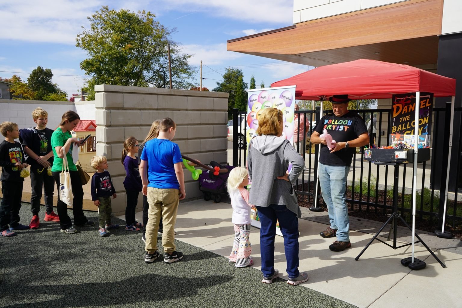 Henderson County Public Library - Henderson Tourist Commission